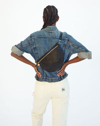 Grande Fanny – Clare V.